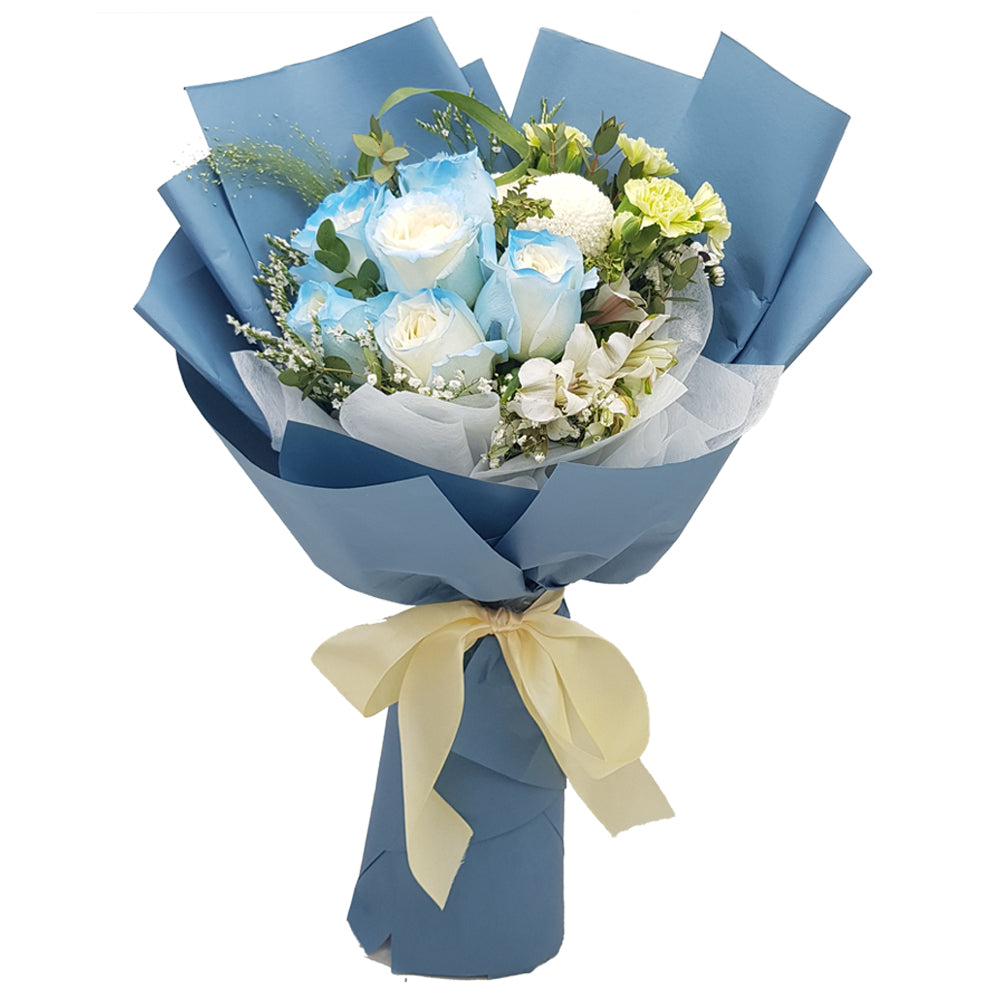 Blue Roses Hand Bouquet | I DO Flowers & Gifts